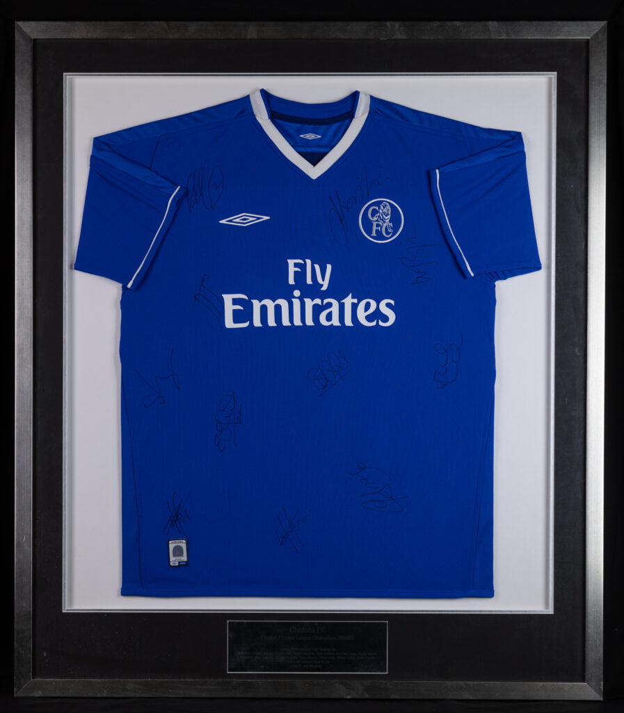 Chelsea FC English Premier 2004/2005 Signed Jersey - TeamSimon
